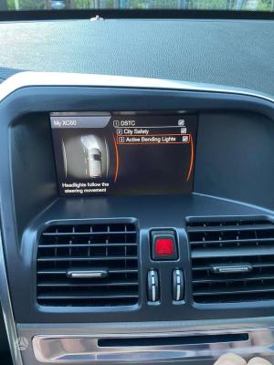 Black Volvo XC60 2013 in Klaipeda, with an engine capacity of 3.19 L and mileage of 240 thousand km for 7600 €, photo 13 on AUTOMOTO.COM.LV