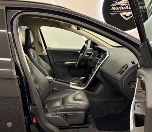 Black Volvo XC60 2013 in Marijampole, with an engine capacity of 2.40 L and mileage of 240 thousand km for 11950 €, photo 10 on AUTOMOTO.COM.LV