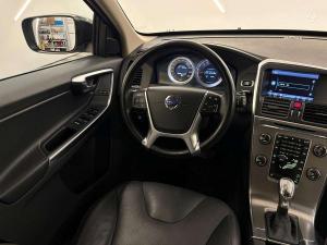 Black Volvo XC60 2013 in Marijampole, with an engine capacity of 2.40 L and mileage of 240 thousand km for 11950 €, photo 11 on AUTOMOTO.COM.LV