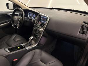 Black Volvo XC60 2013 in Marijampole, with an engine capacity of 2.40 L and mileage of 240 thousand km for 11950 €, photo 26 on AUTOMOTO.COM.LV