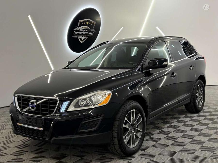 Black Volvo XC60 2013 in Marijampole, with an engine capacity of 2.40 L and mileage of 240 thousand km for 11950 €, photo 30 on AUTOMOTO.COM.LV