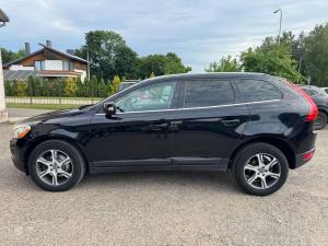 Melns Volvo XC60 2013 Jurbarkas, ar dzinēja tilpumu 1.98 L un nobraukumu 195 tūkst. km par 9950 €, foto  vietnē AUTOMOTO.COM.LV