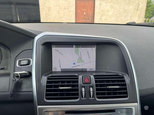 Black Volvo XC60 2013 in Jurbarkas, with an engine capacity of 1.98 L and mileage of 195 thousand km for 9950 €, photo 9 on AUTOMOTO.COM.LV