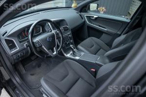 Melns Volvo XC60 2013 Liepāja, ar dzinēja tilpumu 2.00 L un nobraukumu 297 tūkst. km par 10300 €, foto 9 vietnē AUTOMOTO.COM.LV