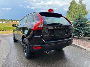 Black Volvo XC60 2013 in Vilnius, with an engine capacity of 1.98 L and mileage of 286 thousand km for 8900 €, photo 5 on AUTOMOTO.COM.LV