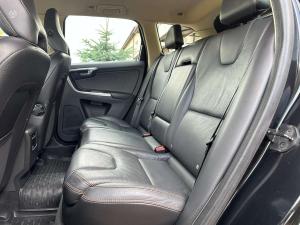 Black Volvo XC60 2013 in Vilnius, with an engine capacity of 1.98 L and mileage of 286 thousand km for 8900 €, photo 26 on AUTOMOTO.COM.LV