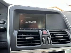 Black Volvo XC60 2013 in Vilnius, with an engine capacity of 1.98 L and mileage of 286 thousand km for 8900 €, photo 32 on AUTOMOTO.COM.LV