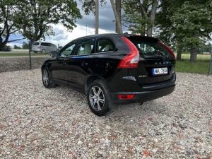 Melns Volvo XC60 2013 Cēsis, ar dzinēja tilpumu 2.00 L un nobraukumu 0 tūkst. km par 10800 €, foto 5 vietnē AUTOMOTO.COM.LV