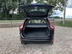 Melns Volvo XC60 2013 Cēsis, ar dzinēja tilpumu 2.00 L un nobraukumu 0 tūkst. km par 10800 €, foto 7 vietnē AUTOMOTO.COM.LV