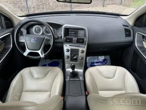 Melns Volvo XC60 2013 Cēsis, ar dzinēja tilpumu 2.00 L un nobraukumu 0 tūkst. km par 10800 €, foto 9 vietnē AUTOMOTO.COM.LV