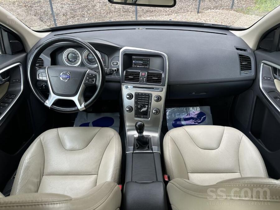 Melns Volvo XC60 2013 Cēsis, ar dzinēja tilpumu 2.00 L un nobraukumu 0 tūkst. km par 10800 €, foto 9 vietnē AUTOMOTO.COM.LV