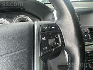 Melns Volvo XC60 2013 Cēsis, ar dzinēja tilpumu 2.00 L un nobraukumu 0 tūkst. km par 10800 €, foto 22 vietnē AUTOMOTO.COM.LV
