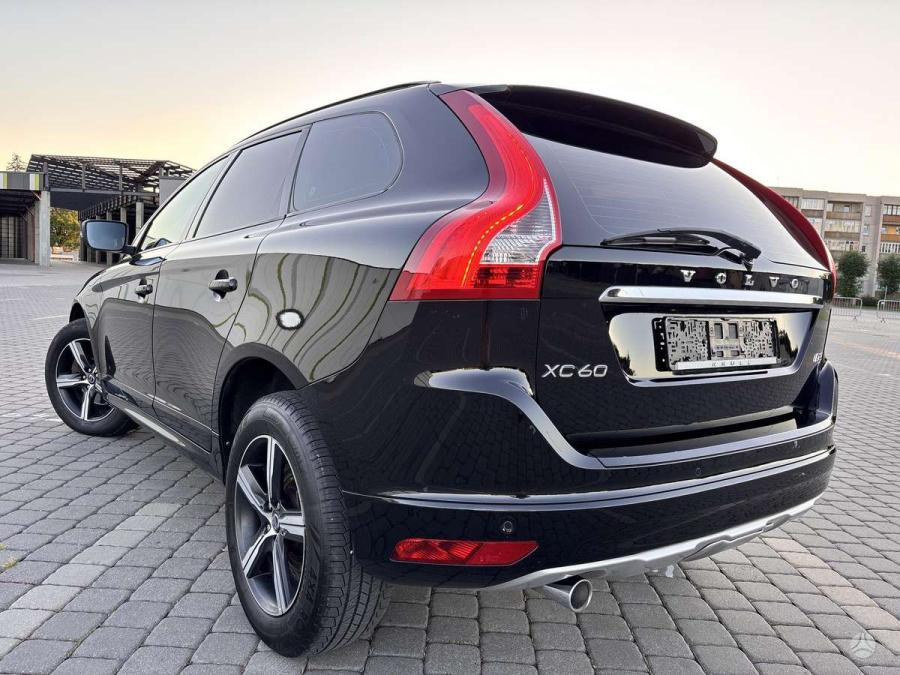 Melns Volvo XC60 2013 Raseiniai, ar dzinēja tilpumu 1.98 L un nobraukumu 231 tūkst. km par 12700 €, foto 10 vietnē AUTOMOTO.COM.LV