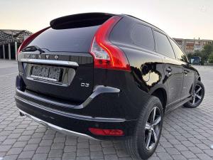 Melns Volvo XC60 2013 Raseiniai, ar dzinēja tilpumu 1.98 L un nobraukumu 231 tūkst. km par 12700 €, foto 14 vietnē AUTOMOTO.COM.LV