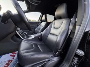 Melns Volvo XC60 2013 Raseiniai, ar dzinēja tilpumu 1.98 L un nobraukumu 231 tūkst. km par 12700 €, foto 22 vietnē AUTOMOTO.COM.LV