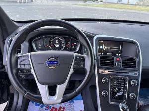Melns Volvo XC60 2013 Raseiniai, ar dzinēja tilpumu 1.98 L un nobraukumu 231 tūkst. km par 12700 €, foto 23 vietnē AUTOMOTO.COM.LV