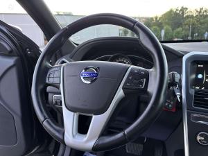 Melns Volvo XC60 2013 Raseiniai, ar dzinēja tilpumu 1.98 L un nobraukumu 231 tūkst. km par 12700 €, foto 25 vietnē AUTOMOTO.COM.LV