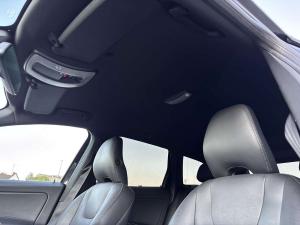 Melns Volvo XC60 2013 Raseiniai, ar dzinēja tilpumu 1.98 L un nobraukumu 231 tūkst. km par 12700 €, foto 27 vietnē AUTOMOTO.COM.LV