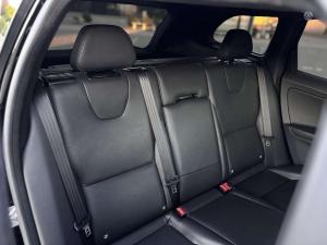 Melns Volvo XC60 2013 Raseiniai, ar dzinēja tilpumu 1.98 L un nobraukumu 231 tūkst. km par 12700 €, foto 34 vietnē AUTOMOTO.COM.LV