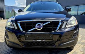 Melns Volvo XC60 2013 Šauļi, ar dzinēja tilpumu 1.98 L un nobraukumu 230 tūkst. km par 12200 €, foto 3 vietnē AUTOMOTO.COM.LV