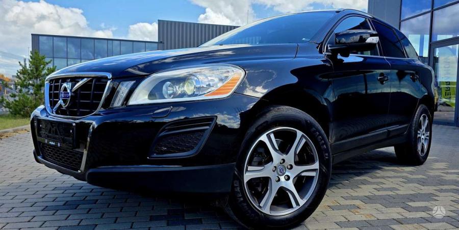Melns Volvo XC60 2013 Šauļi, ar dzinēja tilpumu 1.98 L un nobraukumu 230 tūkst. km par 12200 €, foto 5 vietnē AUTOMOTO.COM.LV