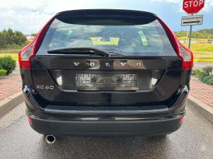 Melns Volvo XC60 2013 Viļņa, ar dzinēja tilpumu 1.98 L un nobraukumu 286 tūkst. km par 8700 €, foto 8 vietnē AUTOMOTO.COM.LV