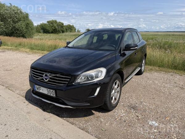 Black Volvo XC60 2013 in Liepaja, with an engine capacity of 2.00 L and mileage of 215 thousand km for 10000 €, photo 2 on AUTOMOTO.COM.LV