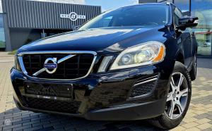 Black Volvo XC60 2013 in Siauliai, with an engine capacity of 1.98 L and mileage of 230 thousand km for 11950 €, photo 4 on AUTOMOTO.COM.LV