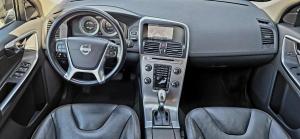 Black Volvo XC60 2013 in Siauliai, with an engine capacity of 1.98 L and mileage of 230 thousand km for 11950 €, photo 22 on AUTOMOTO.COM.LV