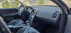 Black Volvo XC60 2013 in Siauliai, with an engine capacity of 1.98 L and mileage of 230 thousand km for 11950 €, photo 24 on AUTOMOTO.COM.LV
