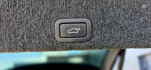 Black Volvo XC60 2013 in Siauliai, with an engine capacity of 1.98 L and mileage of 230 thousand km for 11950 €, photo 32 on AUTOMOTO.COM.LV