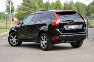 Melns Volvo XC60 2013 Jelgava, ar dzinēja tilpumu 2.40 L un nobraukumu 0 tūkst. km par 9990 €, foto 7 vietnē AUTOMOTO.COM.LV