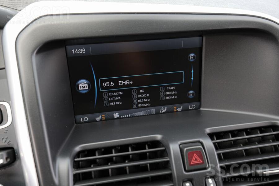 Melns Volvo XC60 2013 Jelgava, ar dzinēja tilpumu 2.40 L un nobraukumu 0 tūkst. km par 9990 €, foto 15 vietnē AUTOMOTO.COM.LV