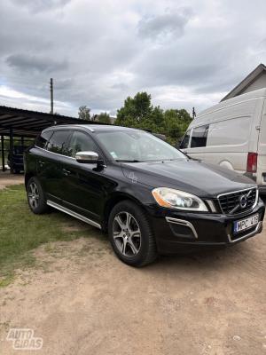 Black Volvo XC60 2013 in Vilnius, with an engine capacity of 2.00 L and mileage of 284 thousand km for 10500 €, photo 5 on AUTOMOTO.COM.LV