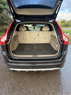 Black Volvo XC60 2013 in Vilnius, with an engine capacity of 2.00 L and mileage of 284 thousand km for 10500 €, photo 9 on AUTOMOTO.COM.LV