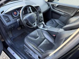 Melns Volvo XC60 2013 Šauļi, ar dzinēja tilpumu 2.95 L un nobraukumu 212 tūkst. km par 9450 €, foto 11 vietnē AUTOMOTO.COM.LV