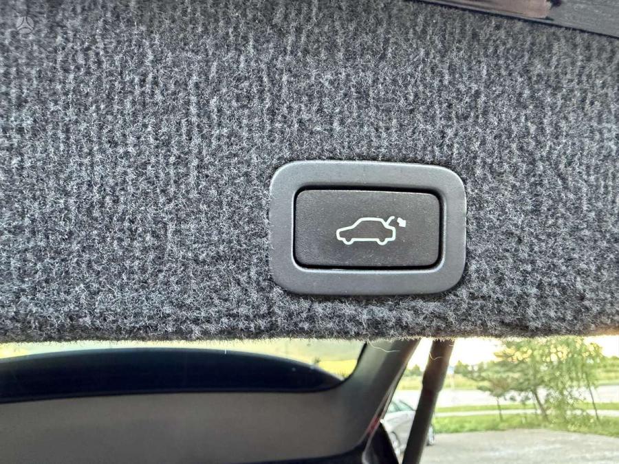 Melns Volvo XC60 2013 Šauļi, ar dzinēja tilpumu 2.95 L un nobraukumu 212 tūkst. km par 9450 €, foto 19 vietnē AUTOMOTO.COM.LV