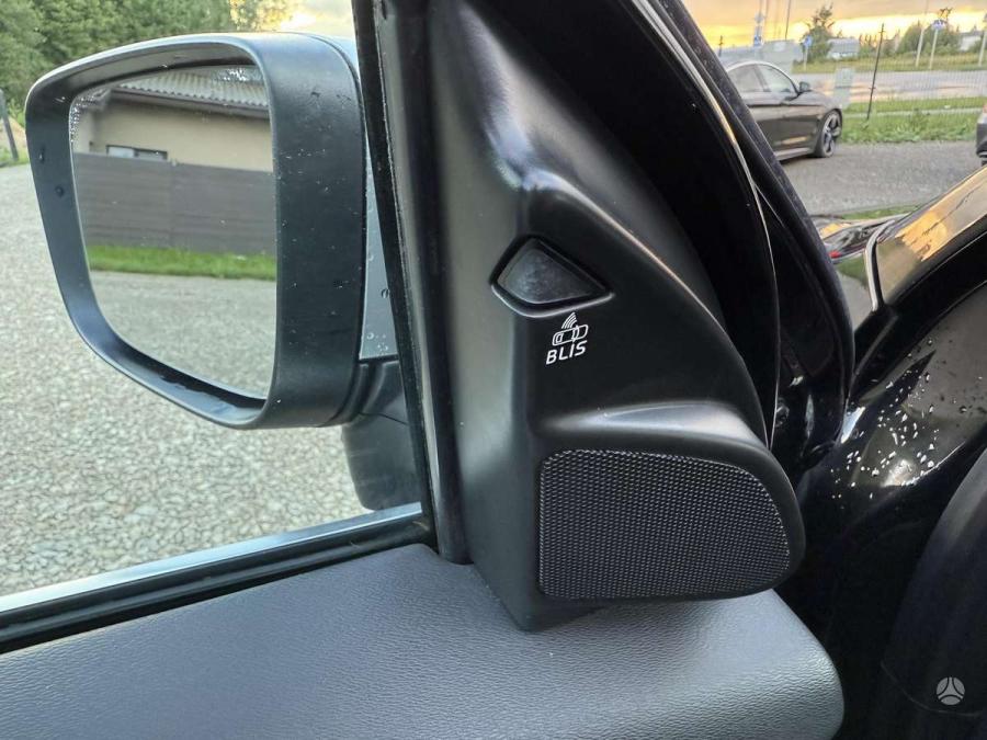 Melns Volvo XC60 2013 Šauļi, ar dzinēja tilpumu 2.95 L un nobraukumu 212 tūkst. km par 9450 €, foto 20 vietnē AUTOMOTO.COM.LV