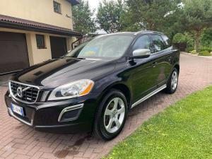 Black Volvo XC60 2013 in Siauliai, with an engine capacity of 1.98 L and mileage of 334 thousand km for 7750 €, photo 3 on AUTOMOTO.COM.LV