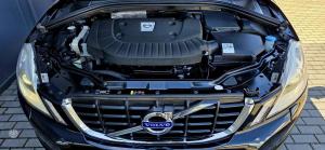 Black Volvo XC60 2013 in Siauliai, with an engine capacity of 1.98 L and mileage of 230 thousand km for 11650 €, photo 34 on AUTOMOTO.COM.LV