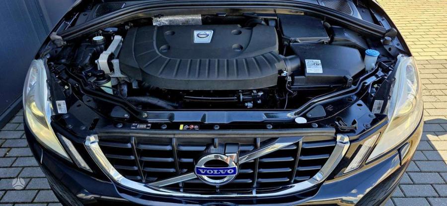 Black Volvo XC60 2013 in Siauliai, with an engine capacity of 1.98 L and mileage of 230 thousand km for 11650 €, photo 34 on AUTOMOTO.COM.LV