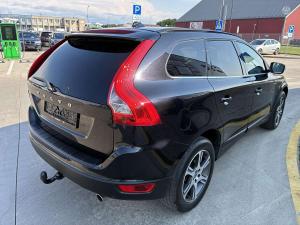 Melns Volvo XC60 2013 Šauļi, ar dzinēja tilpumu 2.40 L un nobraukumu 310 tūkst. km par 9750 €, foto 6 vietnē AUTOMOTO.COM.LV