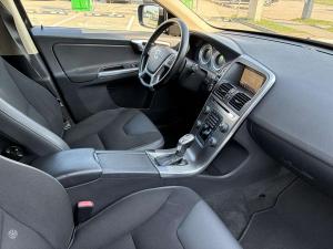 Melns Volvo XC60 2013 Šauļi, ar dzinēja tilpumu 2.40 L un nobraukumu 310 tūkst. km par 9750 €, foto 12 vietnē AUTOMOTO.COM.LV
