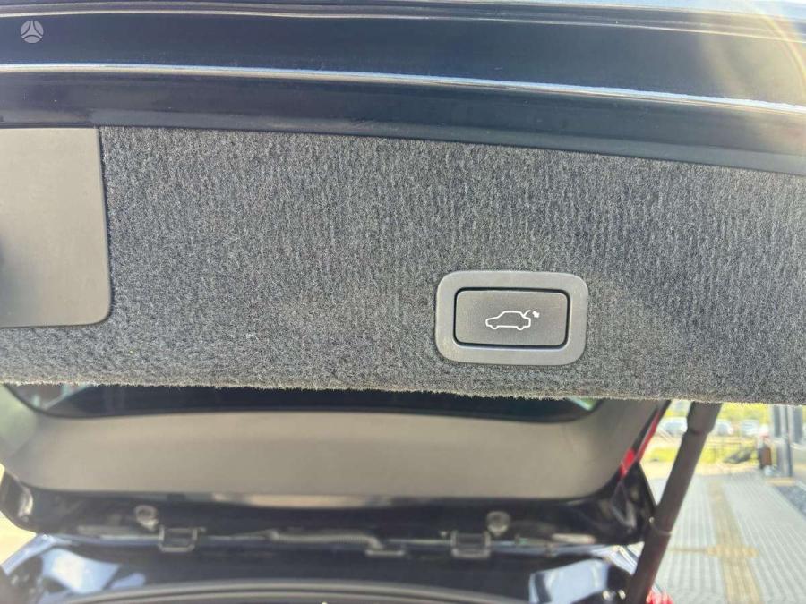 Melns Volvo XC60 2013 Šauļi, ar dzinēja tilpumu 2.40 L un nobraukumu 310 tūkst. km par 9750 €, foto 24 vietnē AUTOMOTO.COM.LV