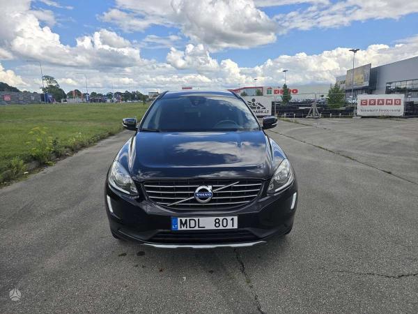 Melns Volvo XC60 2013 Panevēža, ar dzinēja tilpumu 1.98 L un nobraukumu 280 tūkst. km par 7200 €, foto 5 vietnē AUTOMOTO.COM.LV