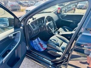 Melns Volvo XC60 2013 Kauņa, ar dzinēja tilpumu 1.98 L un nobraukumu 235 tūkst. km par 12999 €, foto 8 vietnē AUTOMOTO.COM.LV