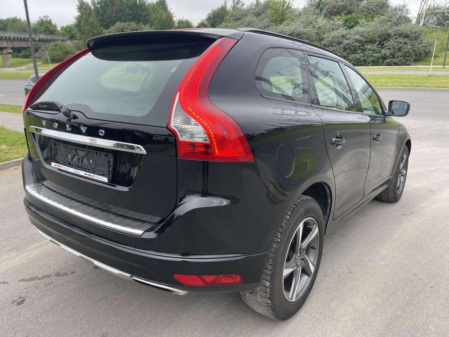 Melns Volvo XC60 2013 Kauņa, ar dzinēja tilpumu 1.97 L un nobraukumu 279 tūkst. km par 7950 €, foto 12 vietnē AUTOMOTO.COM.LV