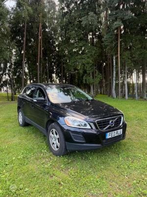 Melns Volvo XC60 2013 Kazlų Rūda, ar dzinēja tilpumu 1.98 L un nobraukumu 213 tūkst. km par 2895 €, foto  vietnē AUTOMOTO.COM.LV