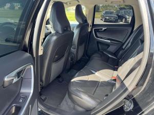 Black Volvo XC60 2013 in Telschi, with an engine capacity of 1.98 L and mileage of 171 thousand km for 7999 €, photo 17 on AUTOMOTO.COM.LV