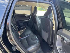 Black Volvo XC60 2013 in Telschi, with an engine capacity of 1.98 L and mileage of 171 thousand km for 7999 €, photo 21 on AUTOMOTO.COM.LV